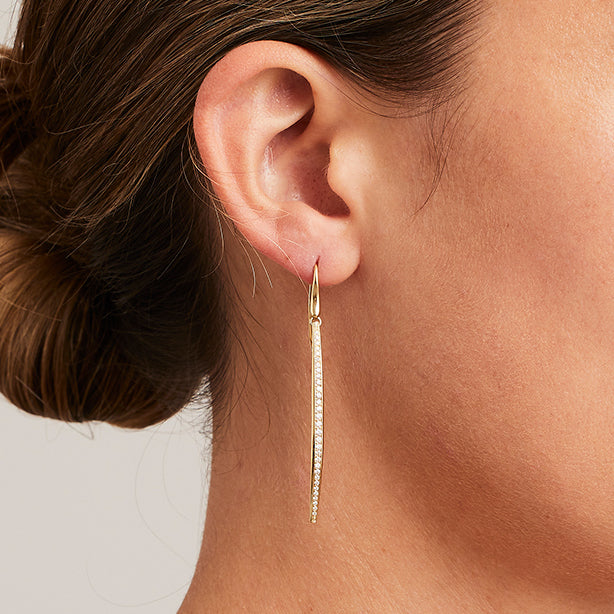'Line' Diamond Earrings in Yellow Gold – BUNDA